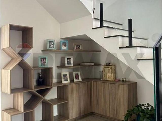 Casa Sobrado para locação no Condomínio Ibiti do Paço – Próxima à Portaria 1