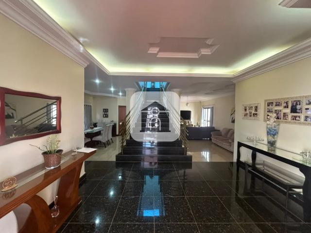 Casa sobrado para locação no bairro Jaraguá