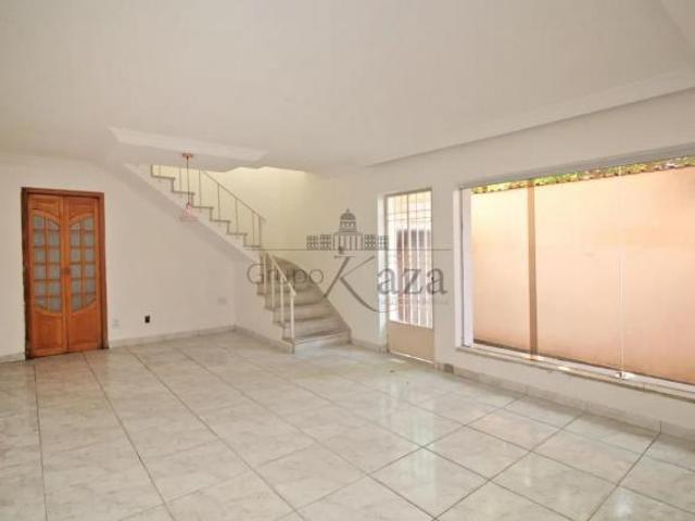 Casa Sobrado Paraiso 3 Dormitórios 226m²