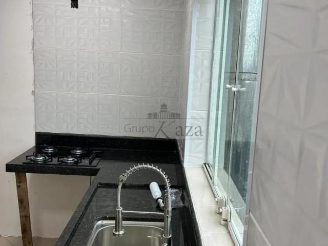 Casa sobrado Parque Residencial Flamboyant 3 Dormitórios 220m²