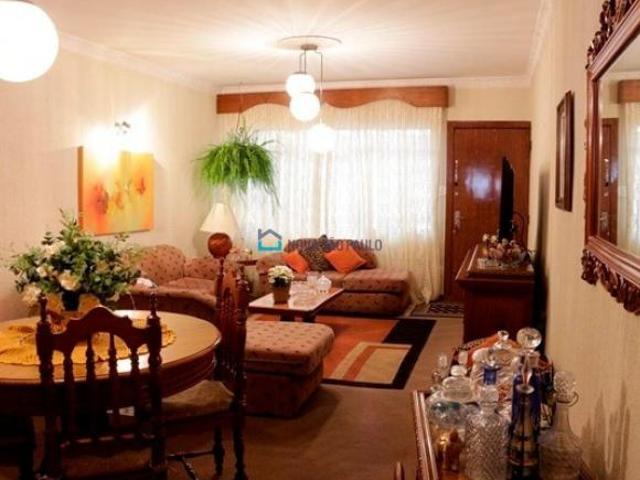 Casa/ Sobrado perto do Metrô Praça da Árvore residencial ou comercial