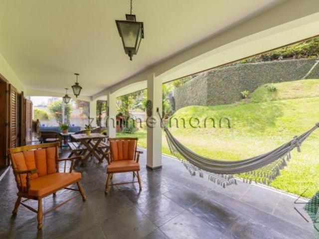 CASA SOBRADO PINHEIROS 4 DORMITÓRIOS 4 VAGAS