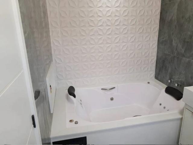 Casa sobrado À venda no condomínio Bella Vitta em Jundiaí SP