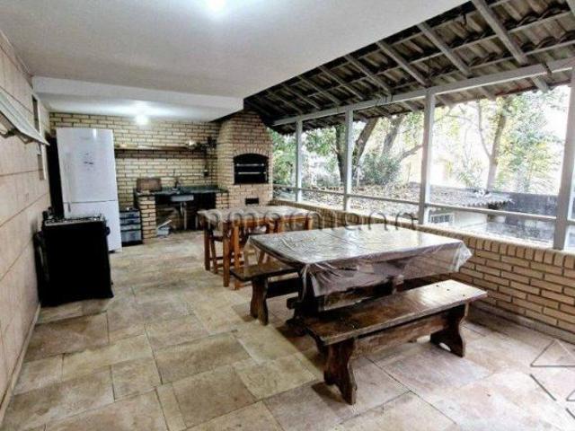 CASA SOBRADO VILA IPOJUCA 3 DORMITÓRIOS 4 VAGAS
