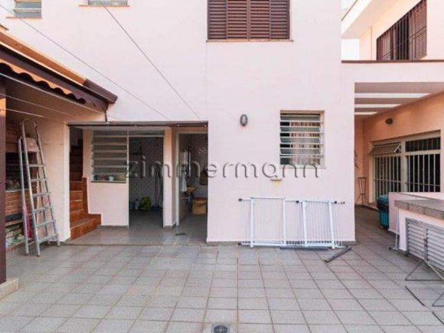 CASA SOBRADO VILA MADALENA 4 DORMITÓRIOS 4 VAGAS
