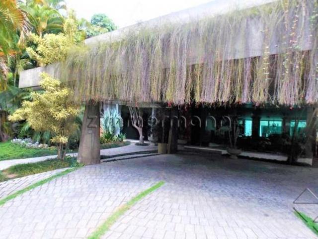 CASA SOBRADO VILA MADALENA 4 SUÍTES E PISCINA
