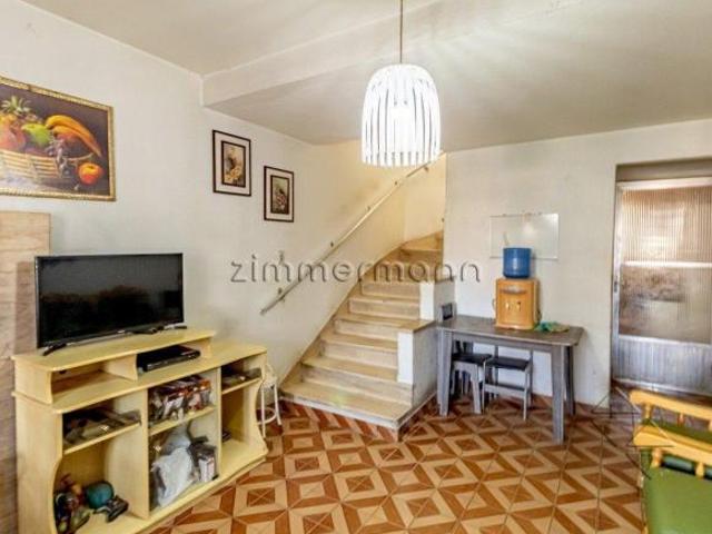 CASA SOBRADO VILA ROMANA 2 DORMITÓRIOS