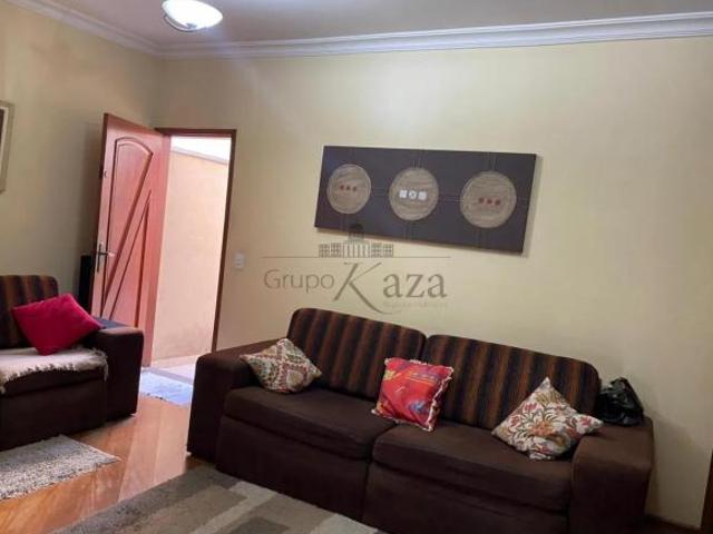 Casa Sobrado Vista Linda 3 Dormitórios 136m²