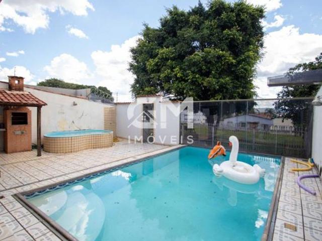 CASA / SOBRADINHO / QUADRA 06 / CHURRASQUEIRA / PISCINAS / ACEITA FINANCIAMENTO E FGTS 61 35951212