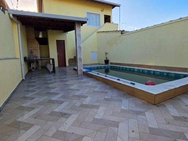 CASA SOBREPOSTA 2 DORMITORIOS 1 SUITE LADO PRAIA FINANCIAMENTO ITANHAEM