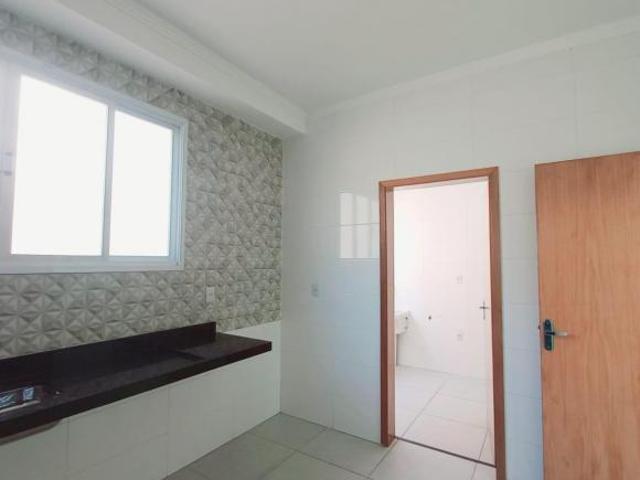 Casa sobreposta á venda 03 Quartos Campo Grande Santos SP