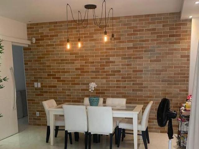 Casa Sobreposta à venda com Quintal e 3 Dormitórios Campo Grande, Santos/SP