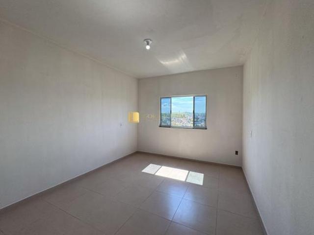 Casa sobreposta à venda no bairro Funcionários