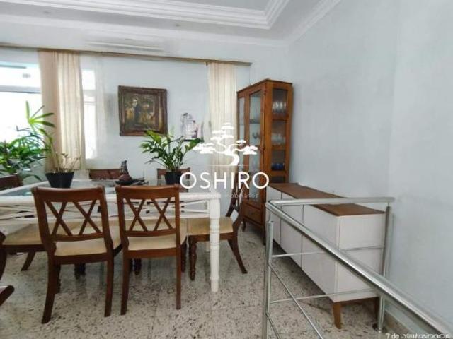 Casa Sobreposta Alta à Venda no Boqueirão 2 quartos Santos SP