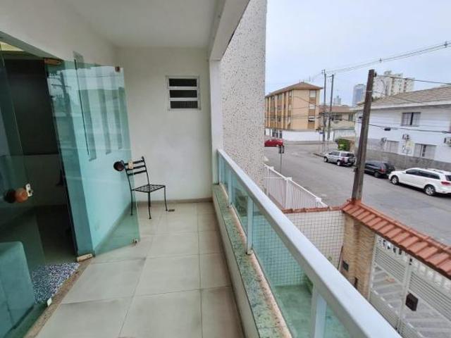 Casa Sobreposta Alta à venda 3 dormitórios no Estuário Santos