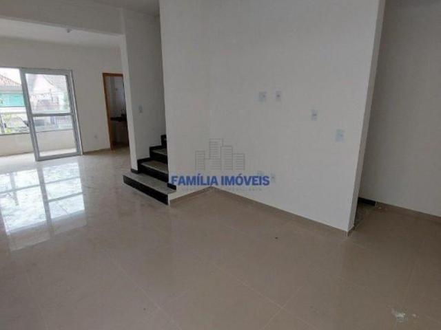 Casa sobreposta alta à venda 4 suítes Aparecida Santos SP