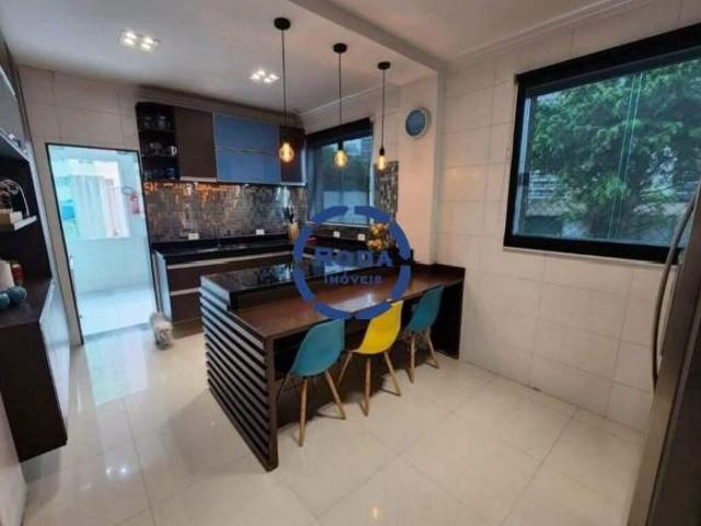 Casa Sobreposta Alta Duplex com 3 Dormitórios e Lazer Privativo na Vila Rica – 143 m² – Boqueirão, S