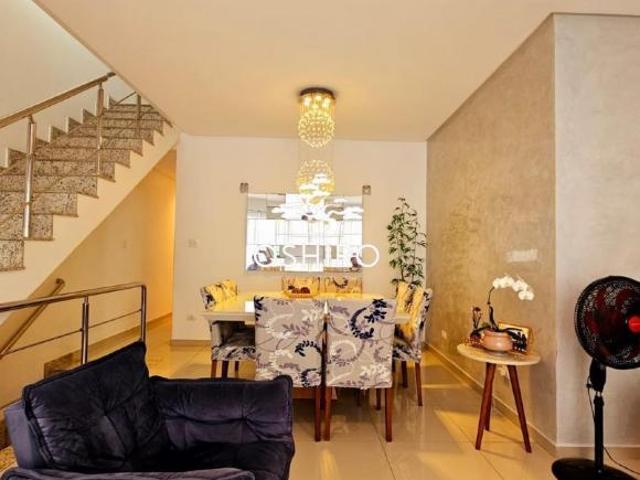 Casa Sobreposta Alta Duplex à venda Embaré Santos