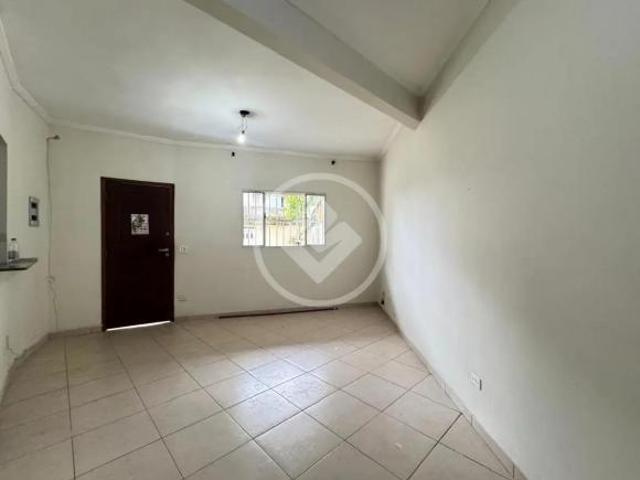 Casa sobreposta baixa 2 quartos Areia Branca Santos Sp