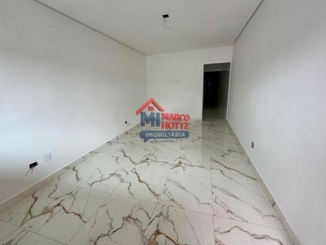 CASA SOBREPOSTA BAIXA COM ENTRADA E GARAGEM PRIVATIVA TUDE BASTOS