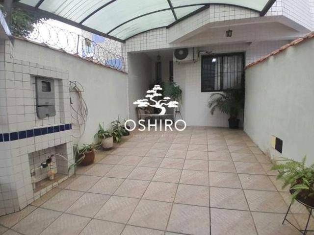 Casa sobreposta baixa com 3 quartos à venda Embaré Santos
