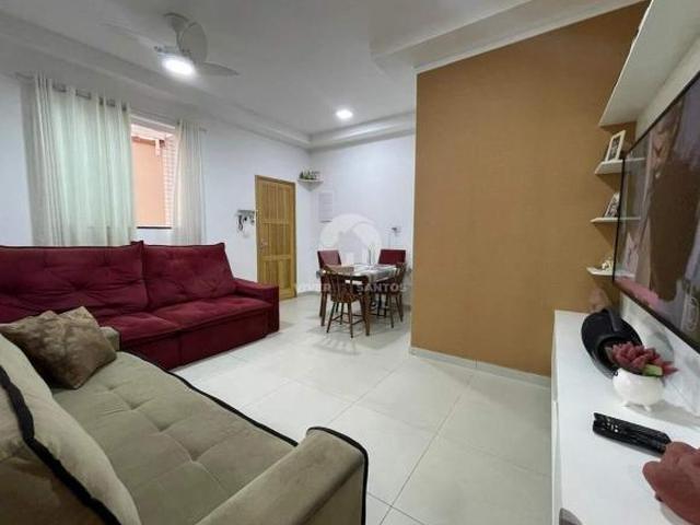 Casa sobreposta baixa à venda, 3 suítes, em Santos/SP