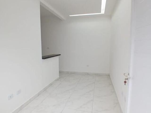Casa Sobreposta Baixa à Venda em Tude Bastos, Praia Grande 2 Quartos