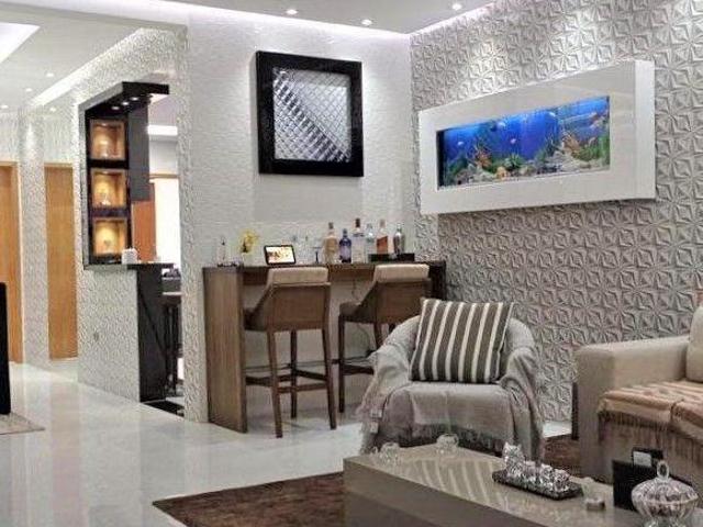 Casa Sobreposta Baixa à Venda — Ponta da Praia, Santos/SP | 3 Suítes • Porteira Fechada • Piscina Aq
