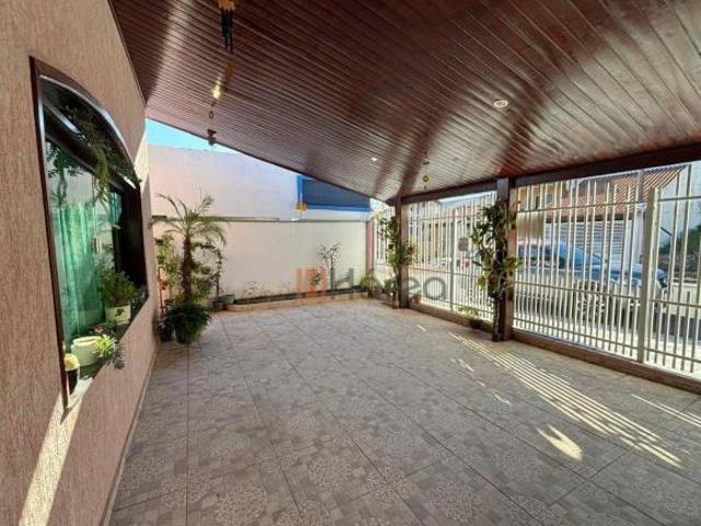 Casa “sobreposta baixa”: Bairro: Jd Leocádia / Cidade: Sorocaba