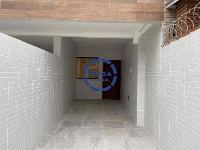 Casa Sobreposta Baixa Nova à Venda no Marapé – 3 Dormitórioss e 2 Vagas!