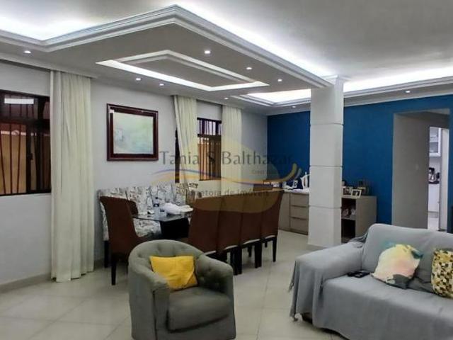 Casa Sobreposta Baixa Ponta da Praia, em Santos/SP