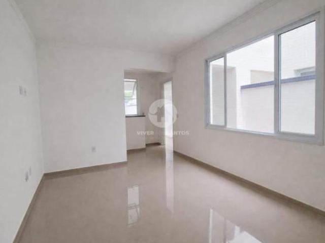 Casa Sobreposta Baixa Triplex com 3 quartos Santos