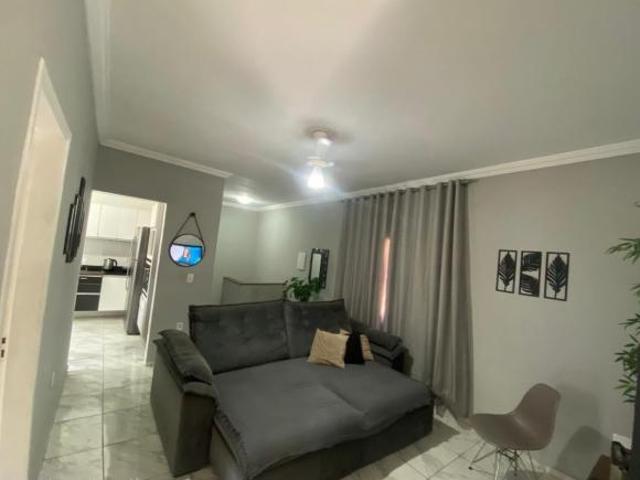 Casa sobreposta superior com 2 dormitórios à venda, 86 m² por R$ 400.000,00 Vila Santa Rosa Guar