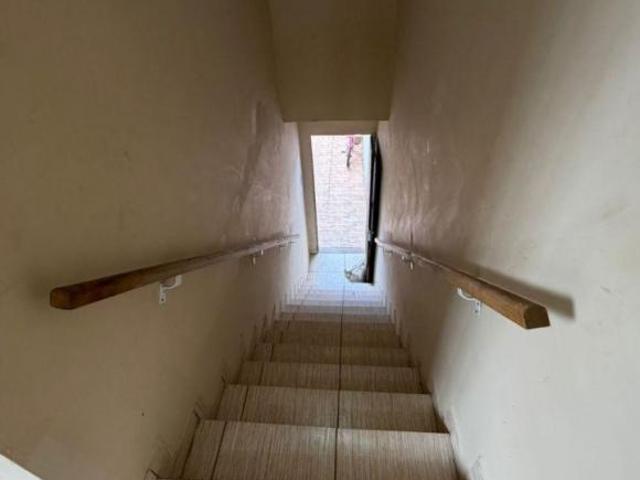 Casa Sobreposta para Venda, Itanhaém / SP. Possui 02 dormitórios