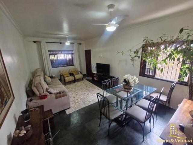 Casa sobreposta térrea com 3 dormitórios à venda, 126 m² por R$ 550.000,00 Enseada Guarujá/SP