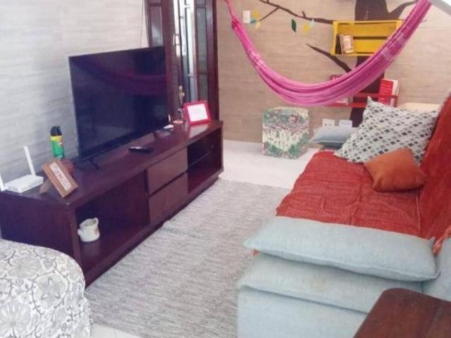 Casa sobreposta térrea com 3 dormitórios à venda, 80 m² por R$ 450.000,00 Jardim Helena Maria Gu