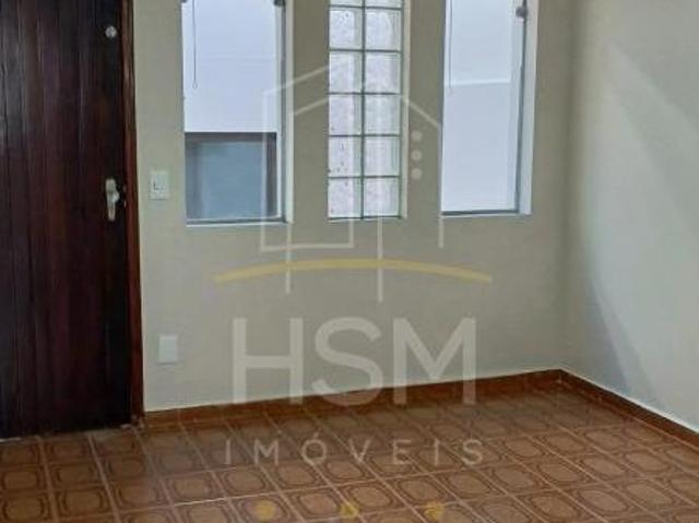 Casa Sofisticada na Nova Petrópolis | 290m², Suíte com Closet, Espaço Independente e 4 Vagas