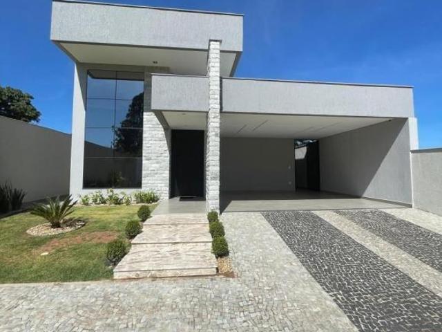 CASA SOFISTICADA E MODERNA NO GAMA 3 QUARTOS COM SUÍTE E PISCINA