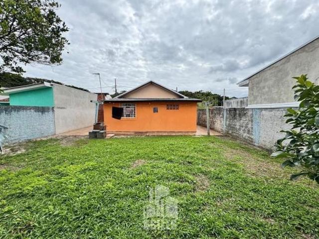 Casa sozinha no terreno no balneário Primavera