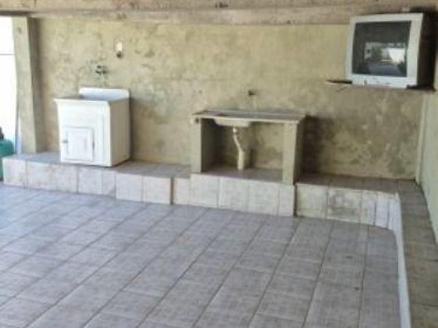 Casa T. Neves 2 dormitórios com pátio