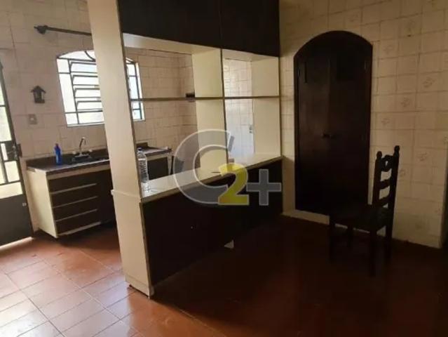 Casa térrea à venda na Vila Romana com 3 quartos, 2 vagas de garagem, 110m²