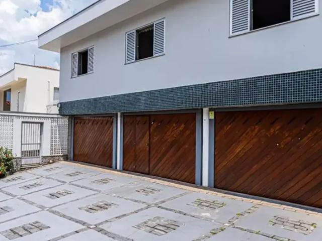 Casa Térrea à venda no Jardim São Paulo com 344 m² | 3 dormitórios | 1 suíte | 6 vagas