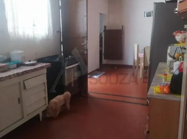Casa Térrea a Venda, com 202 m², 4 quartos, quintal, 3 vagas, Vila Nova Mazzei Zona Norte