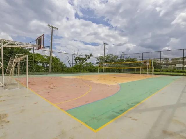 Casa térrea com 3 suítes, piscina e varanda gourmet à venda no Jardins Nápoles