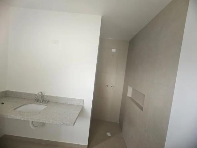 Casa térrea com 1000 m2 de terreno para venda ou locação no bairro Horto Florestal