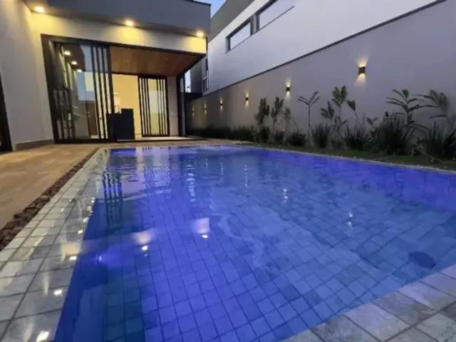 Casa Térrea de Alto Padrão no Alphaville Castello? Sofisticação, Conforto e Automação