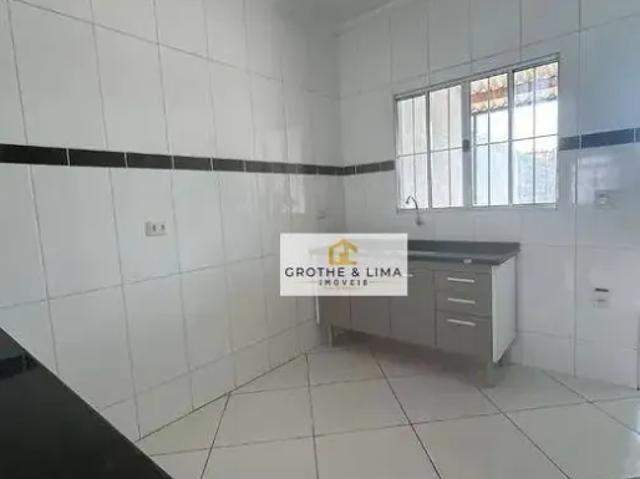 Casa térrea em lote inteiro com 2 dormitórios à venda, 70 m² Residencial Esperança Caçapava/SP