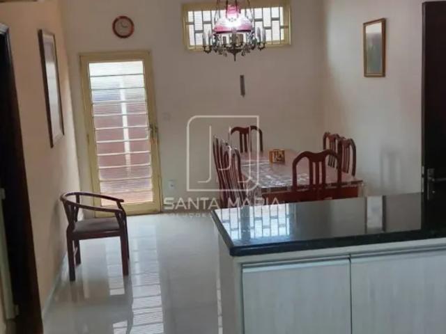 Casa térrea na rua 3 dormitórios, cozinha planejada