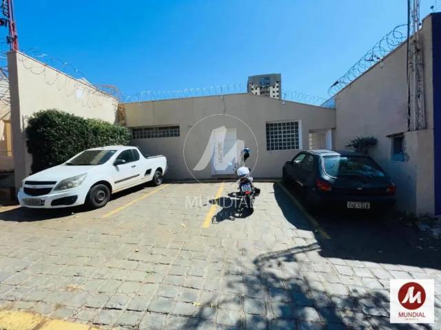 Casa térrea na rua 1 dormitórios, cozinha planejada