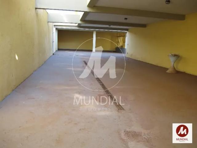 Casa térrea na rua 1 dormitórios, cozinha planejada